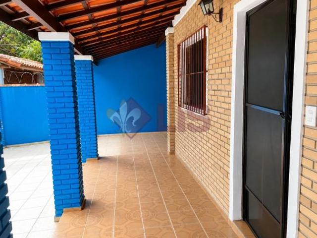 Oportunidade Única Amplo terreno próximo Shopping Serra Mar