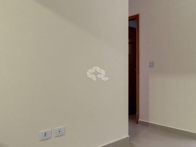 OPORTUNIDADE ÚNICA! Apartamento com 2 Dormitórios e Quintal na Melhor Localização!