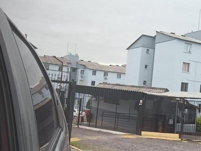Oportunidade Única! Apartamento aconchegante e desocupado em Porto Alegre