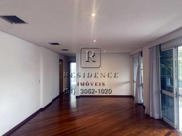 Oportunidade única: Apartamento de luxo com 4 quartos, 4 suítes e 3 vagas na cidade de Porto Alegre