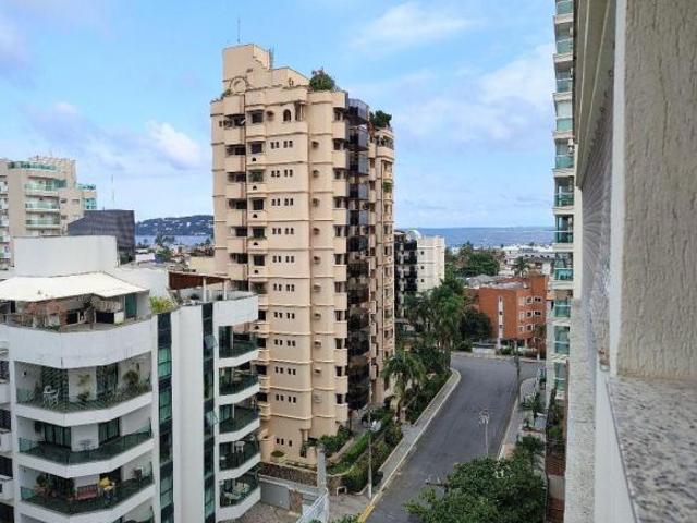Oportunidade única: Apartamento espaçoso com varanda gourmet, 3 quartos, sendo 1 suíte, 2 vagas. Gua