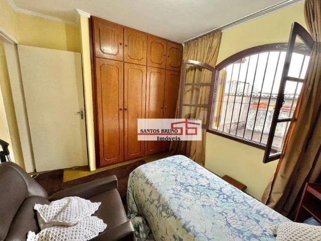 Oportunidade única! Belo Sobrado de 104m² com 02 Dormitórios Edícula Quintal e 01 Vaga Coberta em Ex