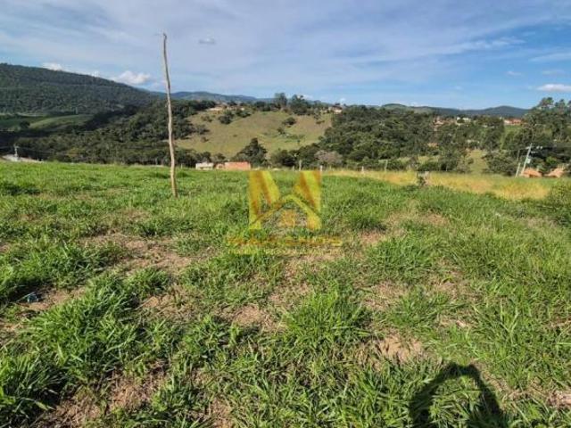 Oportunidade única de adquirir um terreno de 3.700,00 m2 de área no Bairro Serra Negra Nazaré Paulis