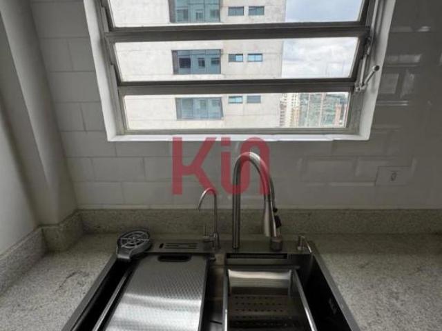 Oportunidade única de apartamento à venda em SP! 4 quartos, 1 suíte, 2 banheiros
