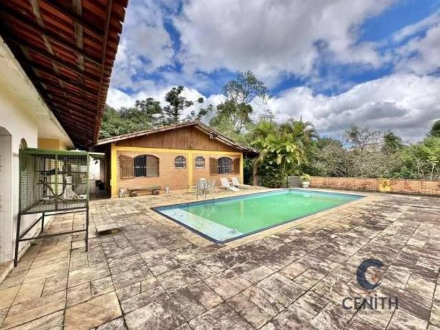 Oportunidade Única de Investimento – Chácara com 4.700 m² no Km 29 Cotia