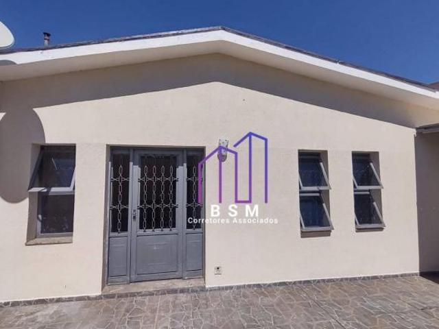 Oportunidade Única em Campinas/SP – Casa com Piscina, Edícula