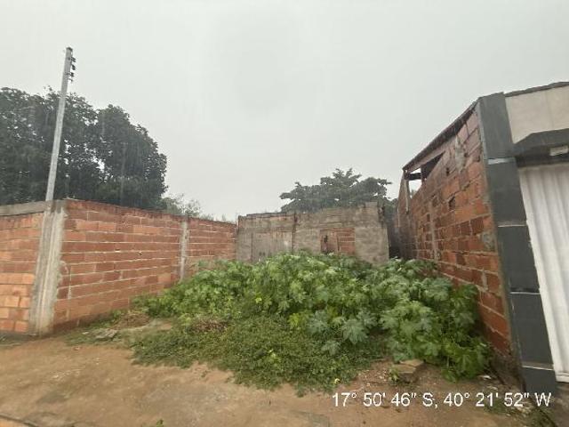 Oportunidade Única em NANUQUE MG | Tipo: Casa | Negociação: Leilão | Situação: Imóvel