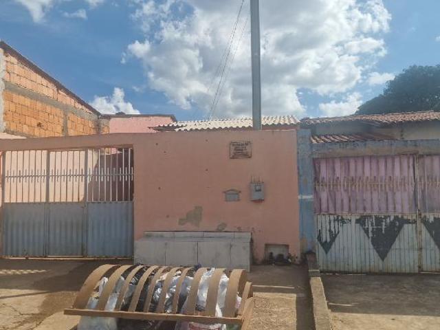 Oportunidade Única em SANTO ANTONIO DO DESCOBERTO GO | Tipo: Casa | Negociação: Leilão | Situação: Imóvel