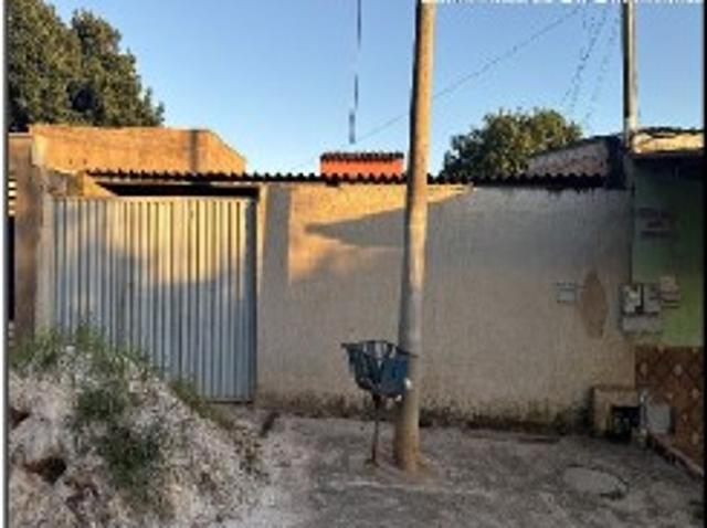 Oportunidade Única em SANTO ANTONIO DO DESCOBERTO GO | Tipo: Casa | Negociação: Leilão | Situação: Imóvel