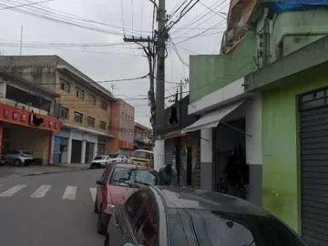 Oportunidade Unica: Imovel com 3 Casas e 1 Salao Comercial em Osasco/SP