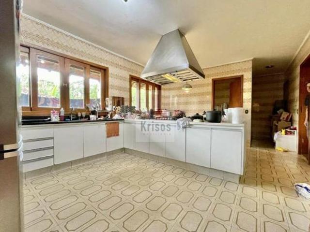 Oportunidade Única Imóvel Comercial e Residencial no Coração da Granja Viana!