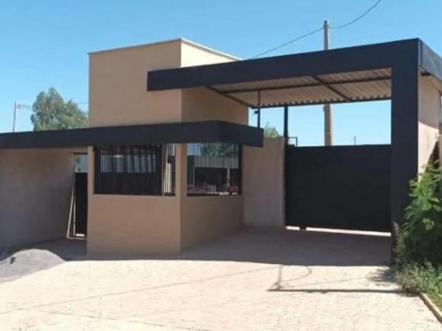 Oportunidade Única: Lote com Casa em Construção 80% Concluída no Cond. Europa!