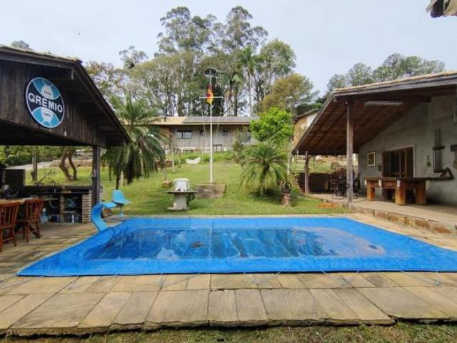 OPORTUNIDADE ÚNICA: LINDA PROPRIEDADE RURAL À VENDA! VIAMÃO RS