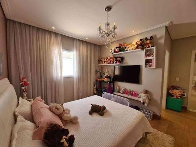 Oportunidade única no Condomínio Vintage – Casa Térrea com 400m² de jardim privativo!
