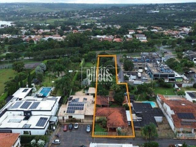 Oportunidade única no SHIS QI 15 terreno vazado