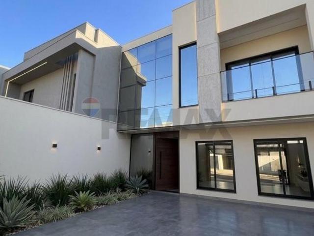 Oportunidade Única na QE 56 do Guará 2! Sua Casa dos Sonhos Quase Pronta!