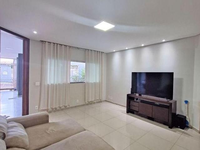 OPORTUNIDADE ÚNICA NA VICENTE PIRES DF  VENDE SE CASA TÉRREA!