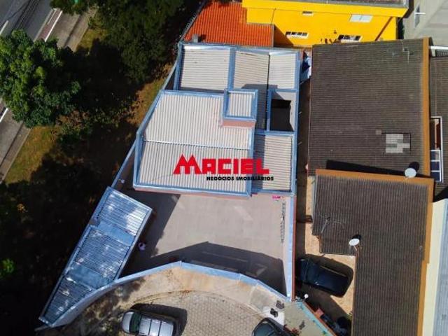 Oportunidade Única na Zona Leste Casa Térrea Nova com 3 Dormitórios e Acabamento de Alto Padrão