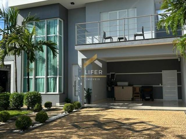 Oportunidade Única: Sobrado 3 Dorms com Suíte e Closet no Golden Park