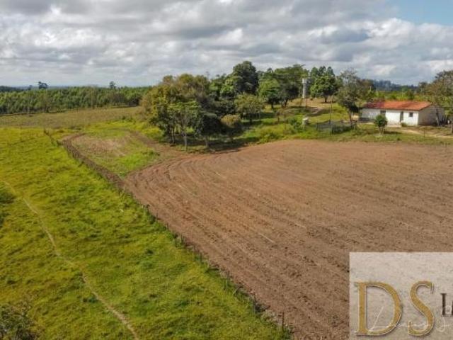 OPORTUNIDADE ÚNICA: SÍTIO DUPLO EM SÃO MIGUEL ARCANJO/SP Agricultura e Pecuária 10 alqueires B