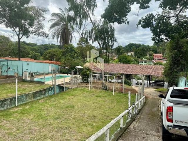 Oportunidade Única! Sítio Espetacular à Venda em Cotia Contagem, MG