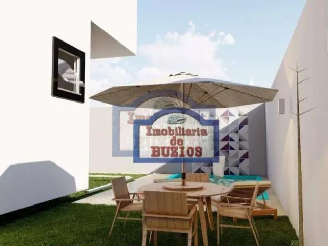 Oportunidade Única para Construtores! Terreno a 1 Minuto da Praia Ras