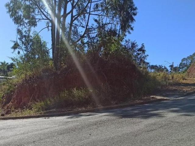 Oportunidade Única! Terreno de 756m² no Prestigiado Condomínio Paineiras em Itat
