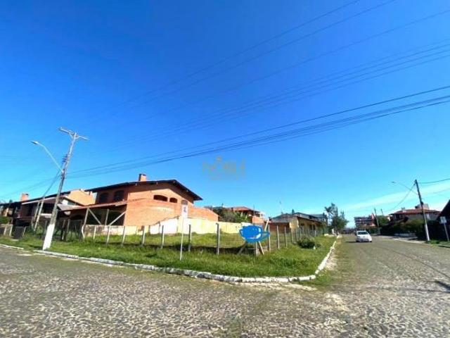 Oportunidade Única: Terreno em Bairro Nobre com Vista para o Mar