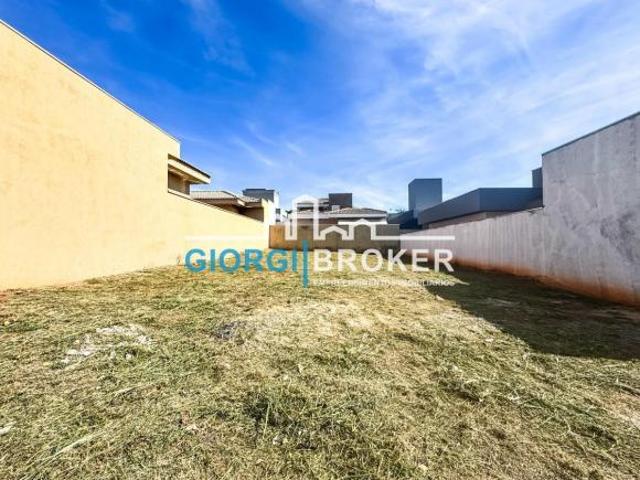 Oportunidade única: Terreno no Condomínio Figueira II em São José do Rio Preto SP, 300m² de área! Ap