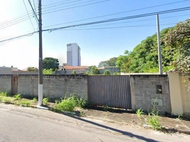 Oportunidade Única: Terreno Plano de 720m² no Residencial Dr. Lessa, Ideal para Construir a Casa dos