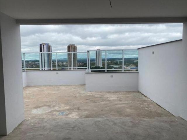 OPORTUNIDADE! VENDO COBERTURA COM DEPENDÊNCIA DE EMPREGADA GRUPO 13
