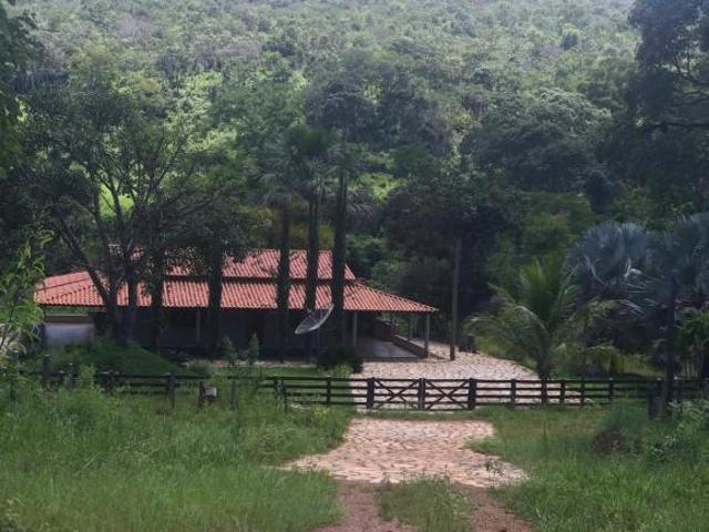 Oportunidade, vendo linda fazenda de 67.20 hectares a 70 km de Brasília