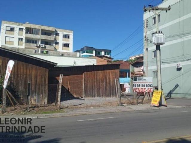 Oportunidade! Vende se Terreno de esquina, no Cruzeiro, Caxias do Sul, RS