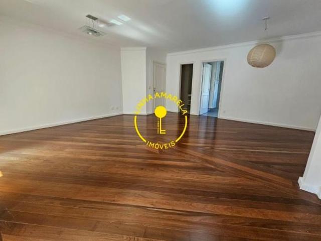 Oportunidadee única no Jardim Guedala, 3 suítes!