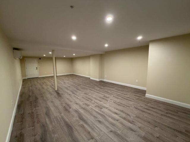 Open Concept Professional Space: Perfect for Salon, Studio, or Office