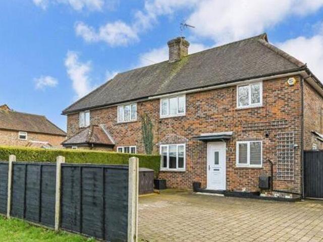 Open Fields, Headley, 3 Bedroom Semi detached