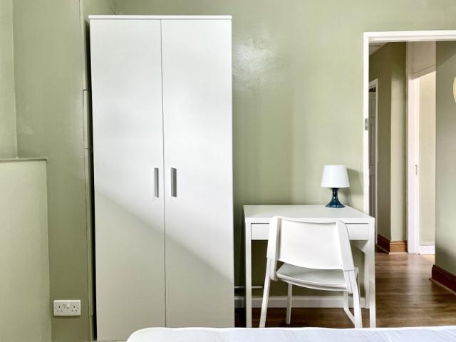 Open Plan Living! *Group Let Only