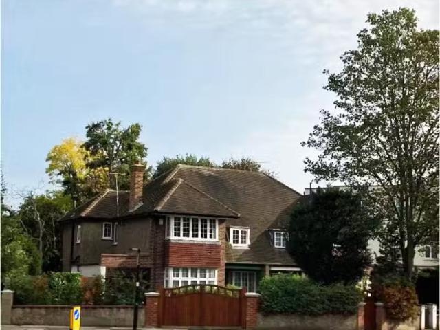 Opposite Gunnersbury Park, Ealing, W5 4 bed semi detached hous.
