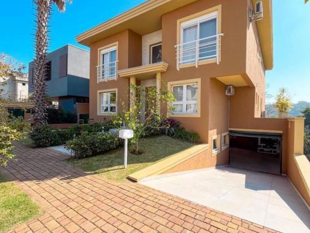 OPRTUNIDADE, LONDA CASA ALPHAVILLE, 4 SUÍTES, AR, VISTA MARAVILHOSA!