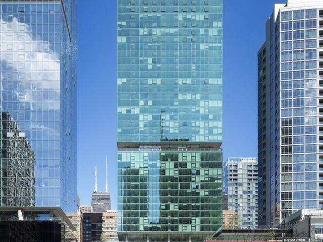 Optima Signature 2 Bedroom Apartment for Rent at 220 E Illinois St, Chicago, IL 60611 Near North Side