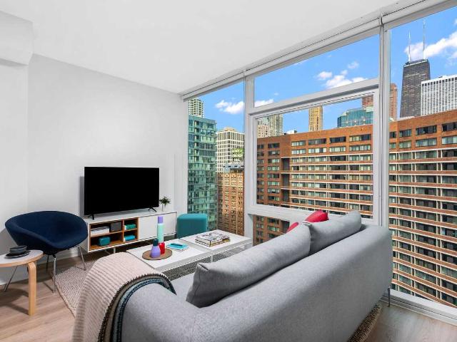 Optima Signature 3 Bedroom Apartment for Rent at 220 E Illinois St, Chicago, IL 60611 Near North Side