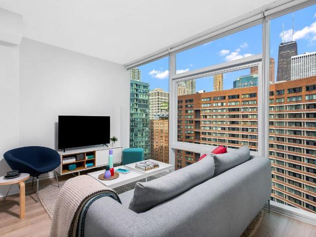 Optima Signature 3 Bedroom Apartment for Rent at 220 E Illinois St, Chicago, IL 60611 Near North Side