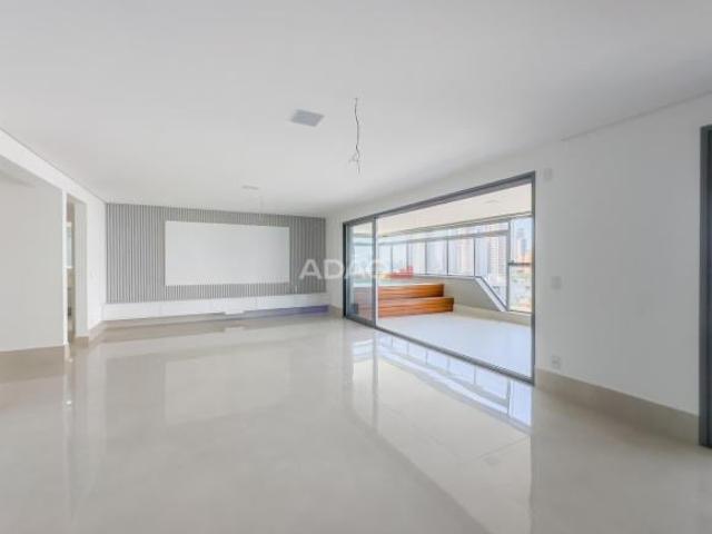 OPUS PENTHOUSES: Viva o Luxo e a Exclusividade no Setor Marista Apartamento com 4 Quarto s por R$ 3