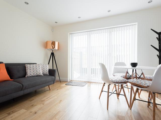 Ormiston Grove,, W12