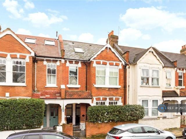 Ormiston Grove, London, W12 2 bed flat to rent £2,600 pcm £600 pw