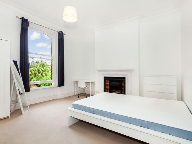 Ormiston Grove, London W12, 4 bed maisonette to rent, £3,850 pcm | PrimeLocation