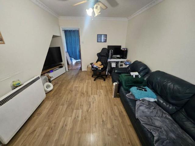 Ormonds Close