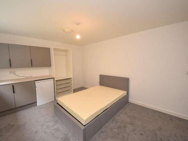 Ormskirk Road, Pemberton, Wigan, WN5