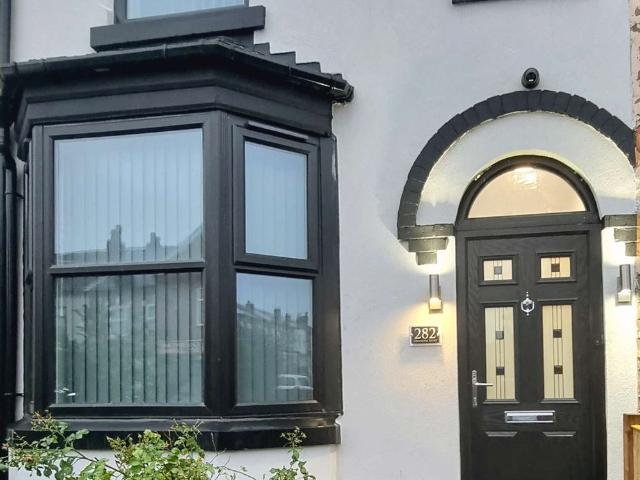 Ormskirk Road Room 2