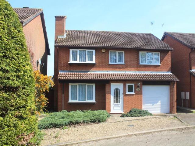 Orne Gardens, Bolbeck Park 4 bed detached house to rent £1,950 pcm £450 pw